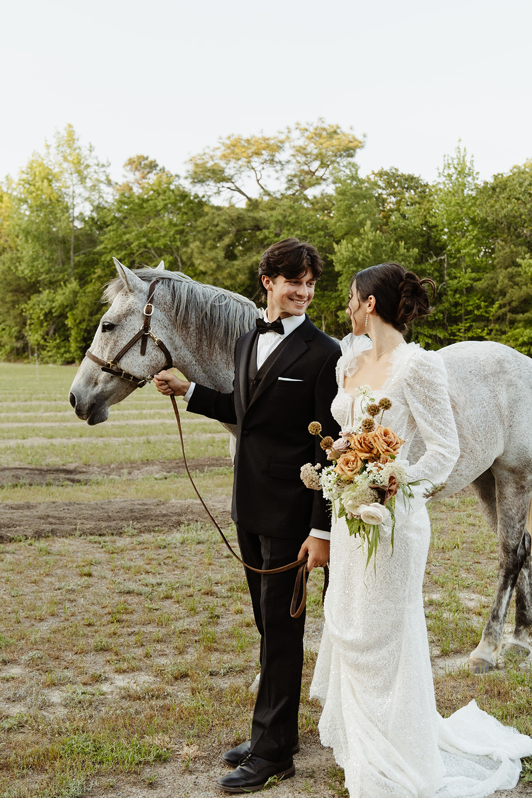 A Modern Garden Ceremony at The Greenhouse at Arrows Farm | North ...